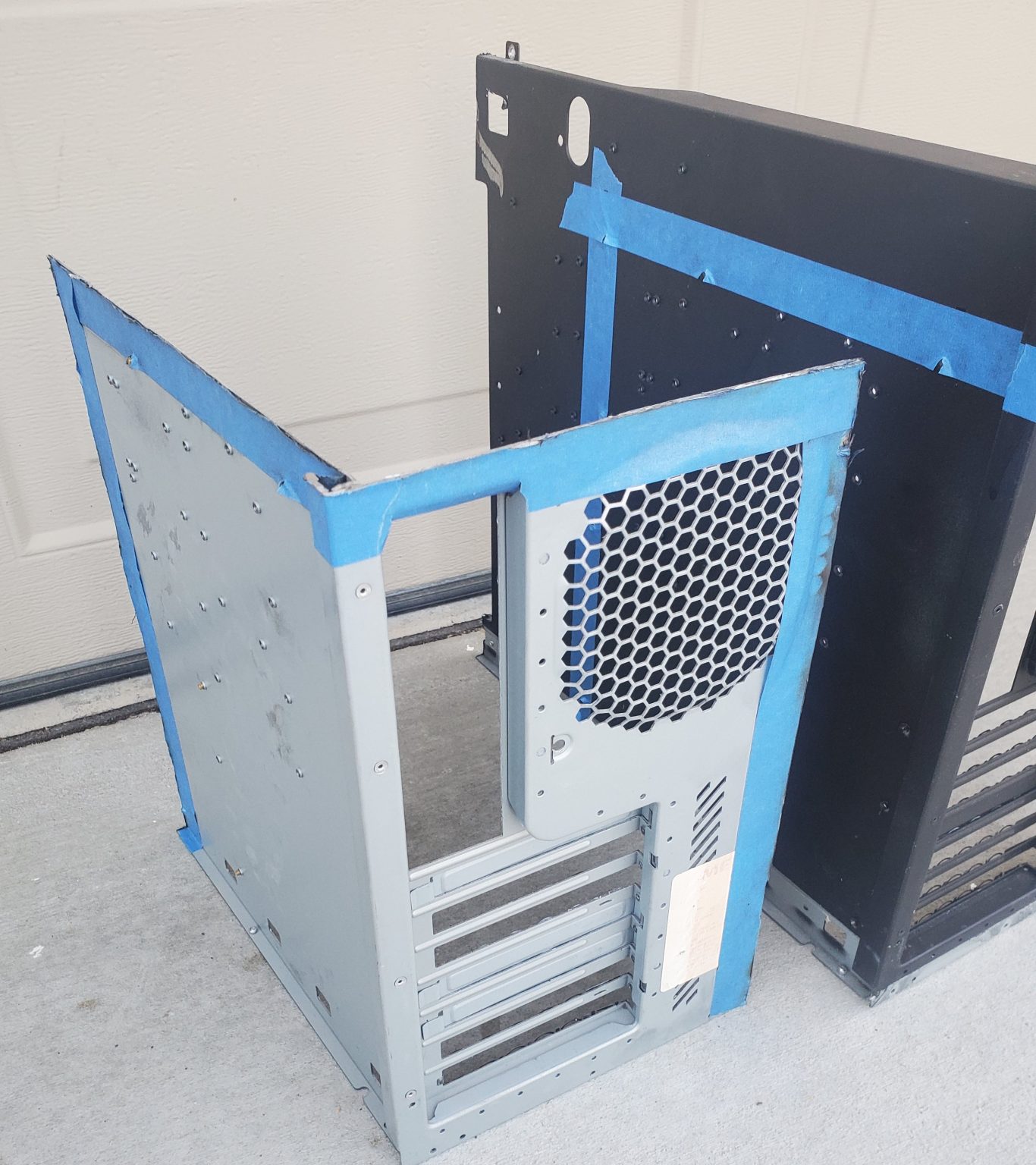 Custom dual-PC desk enclosure. - E-Zees Crossovers