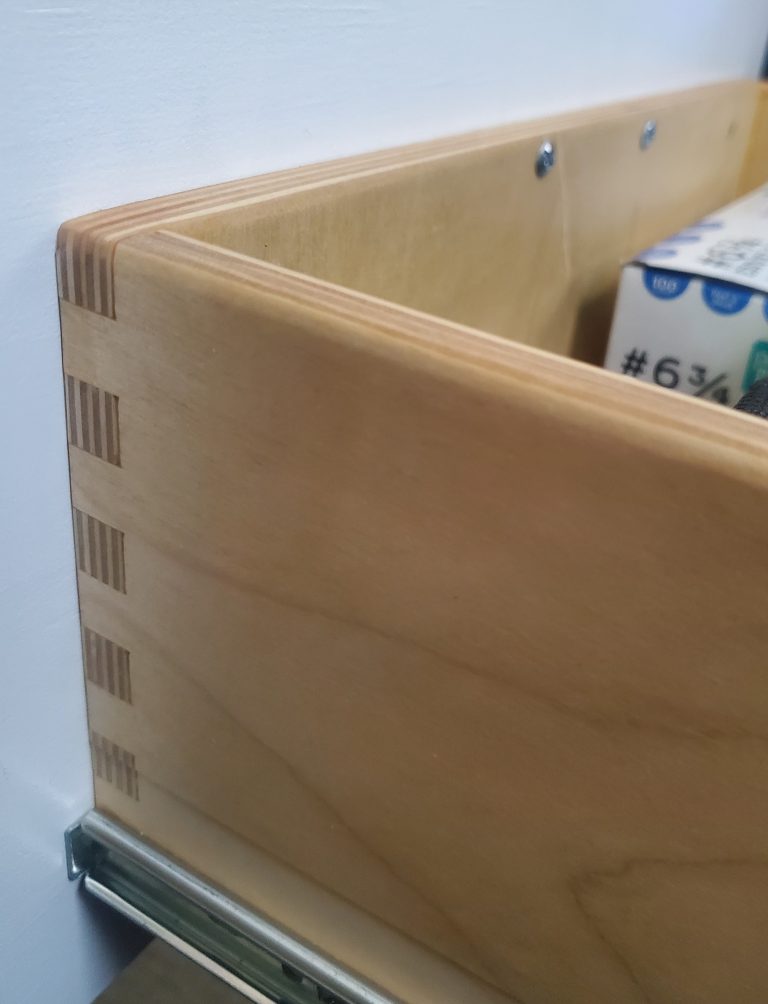 Custom dual-PC desk enclosure. - E-Zees Crossovers